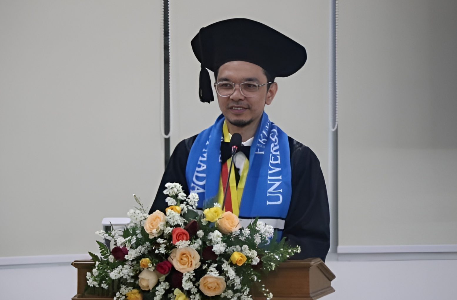 Raih Doktor Usai Pertahankan Disertasi Perluasan Diri Pemuda Untuk ...