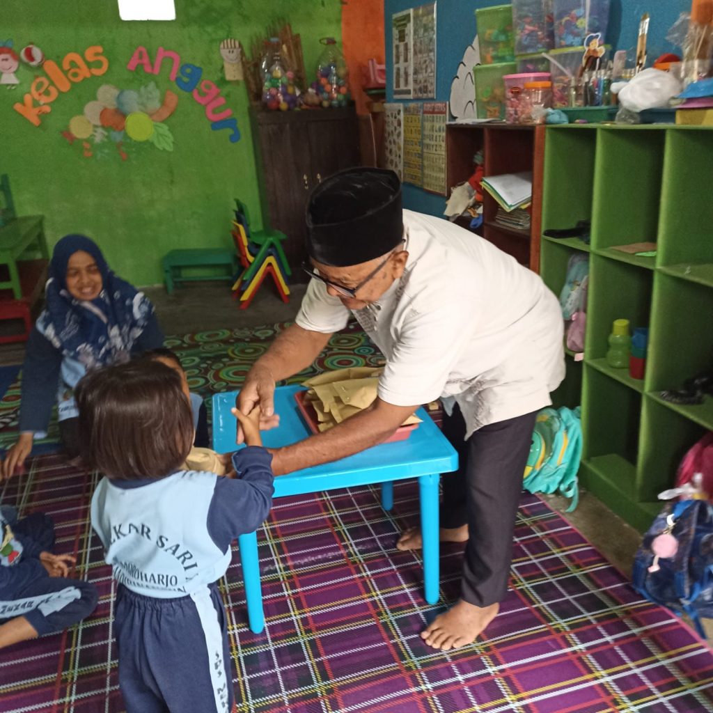 Simbah Bercerita, Memperkuat Ikatan Lintas Generasi dan Mendukung SDGs ...